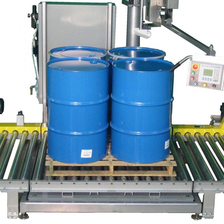 Automatic liquid filling line